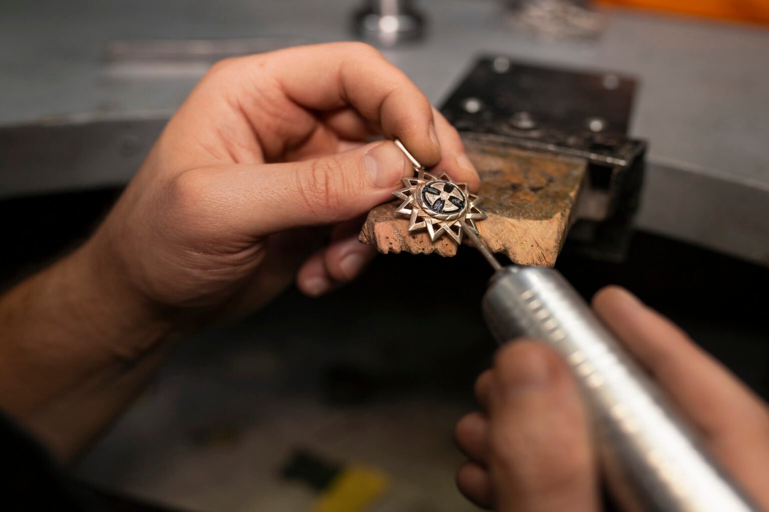 Ultimate Guide to Custom Jewelry | Everything You Need to Know